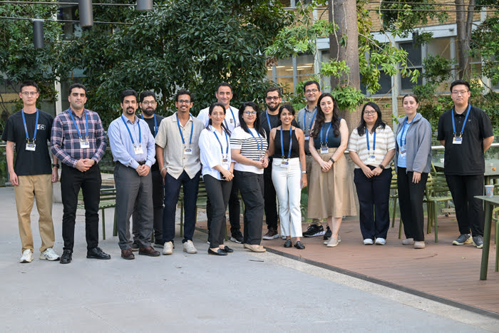 Career and peer-building experiences for RIIS Hub higher degree ...